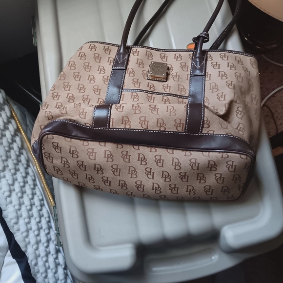 Dooney & Bourke | Bags | Db Purse Large | Poshmark